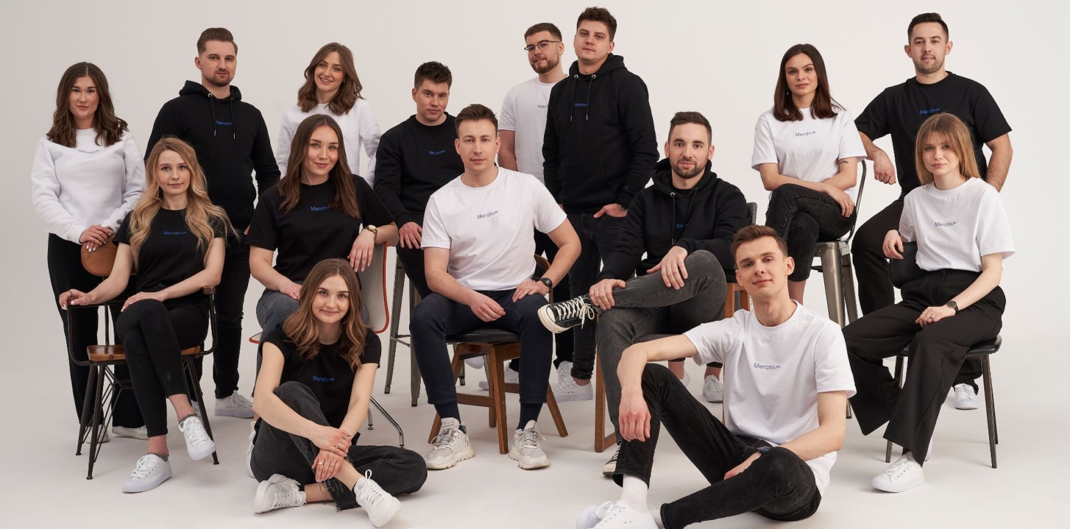 ️ O nas - MerchUp.com